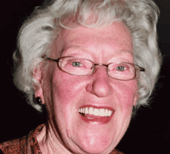 Flora Isabel MacDonald (1926–2015) : The Szpinner